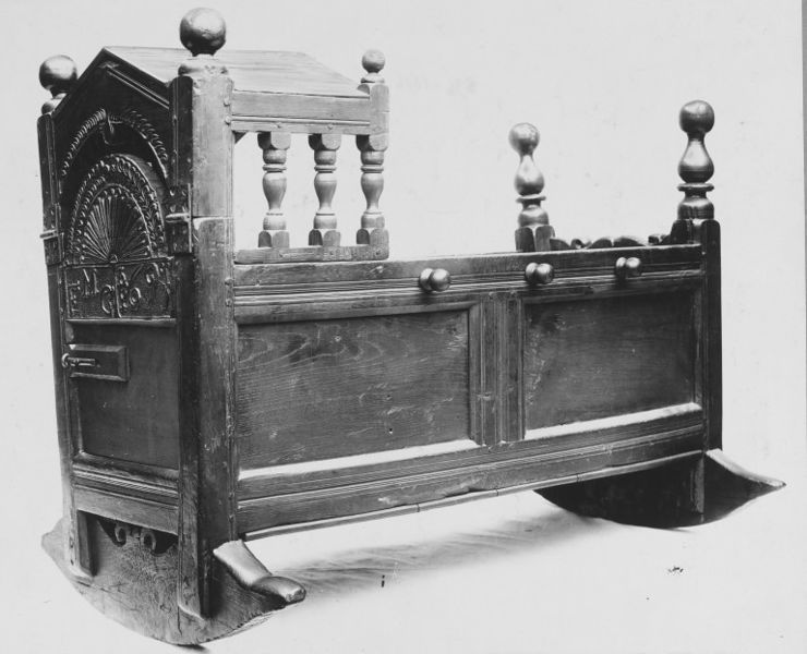 Cradle | V&A Explore The Collections