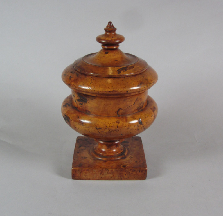 Tobacco jar | V&A Search the Collections