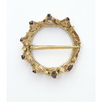 Ring brooch | V&A Search the Collections